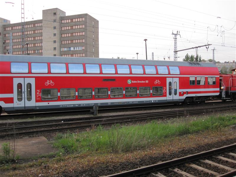 Drehscheibe Online Foren :: 10 - Wagen-Forum :: ? zu DOSTO mit "neuer ...